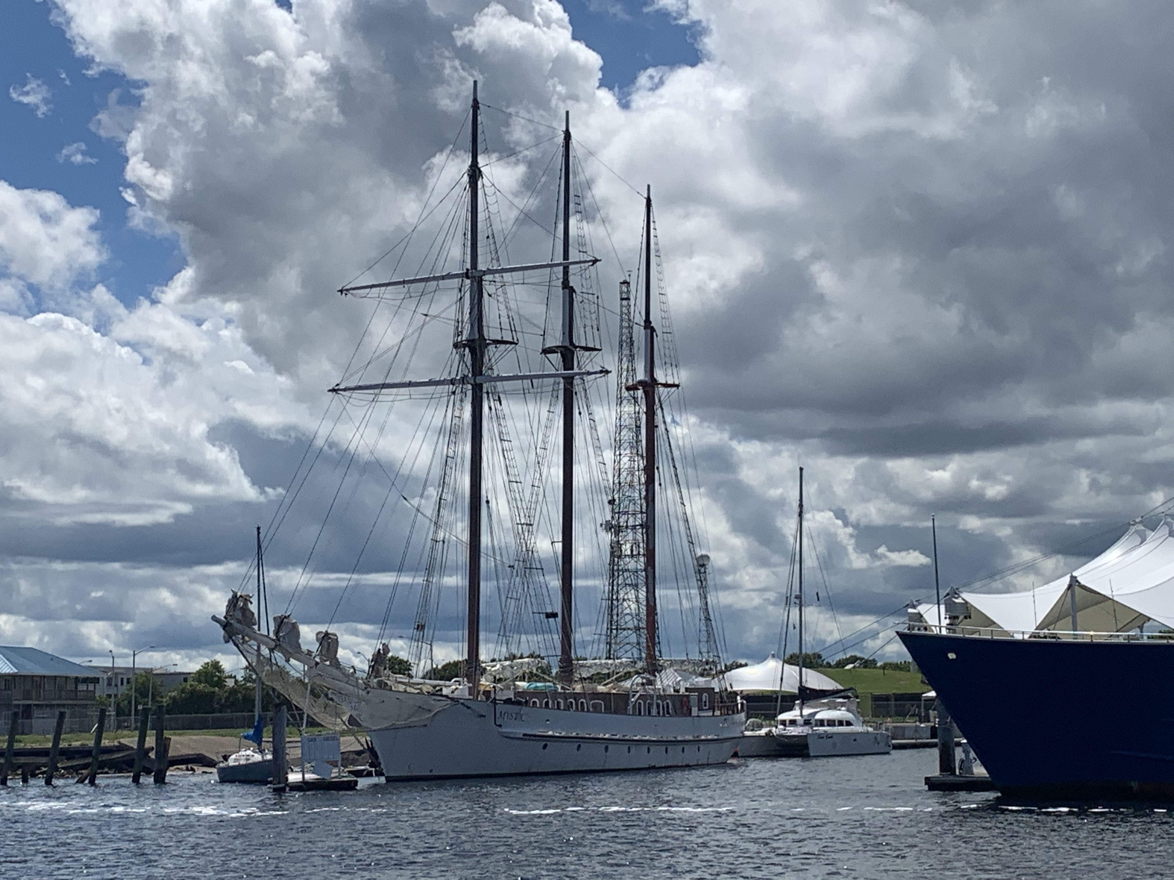 Holy Ship Norfolk!! – Sailing Marionette